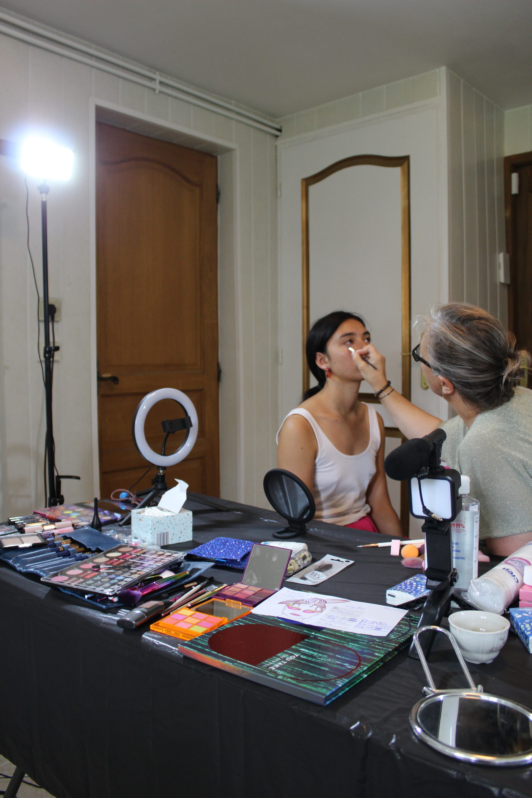 Backstage défilé S/S 24 Big Bang - Bagaflor